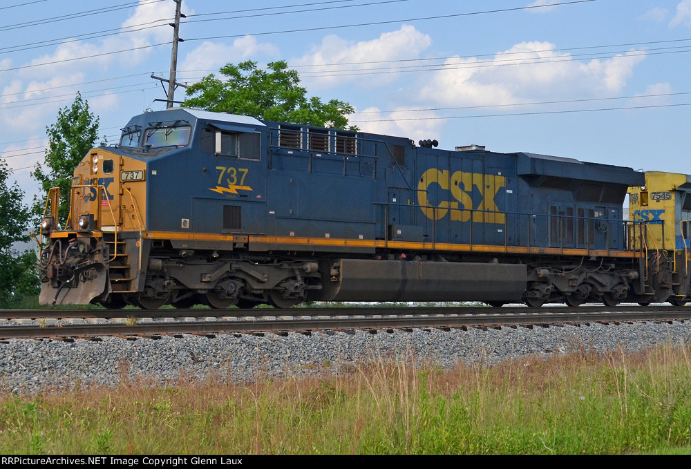CSX 737